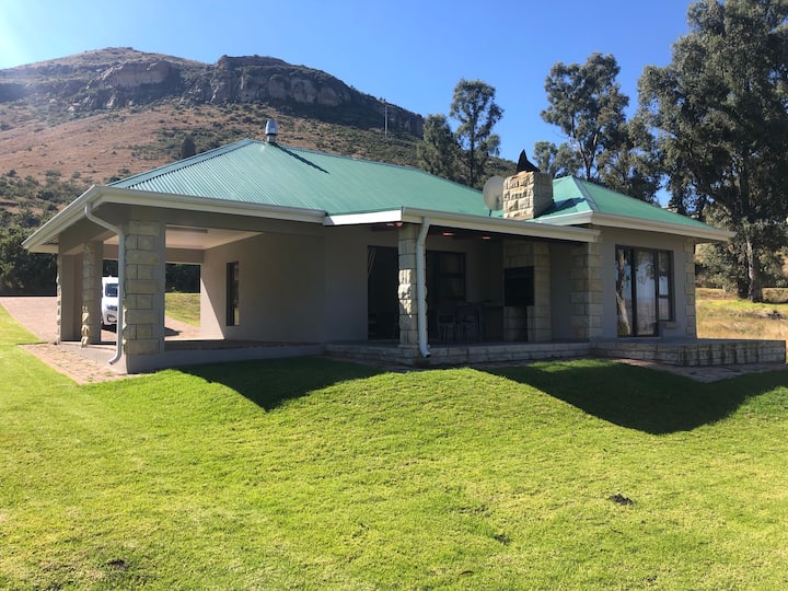 Cozy Corner Clarens Golf & Leisure Estate - Clarens