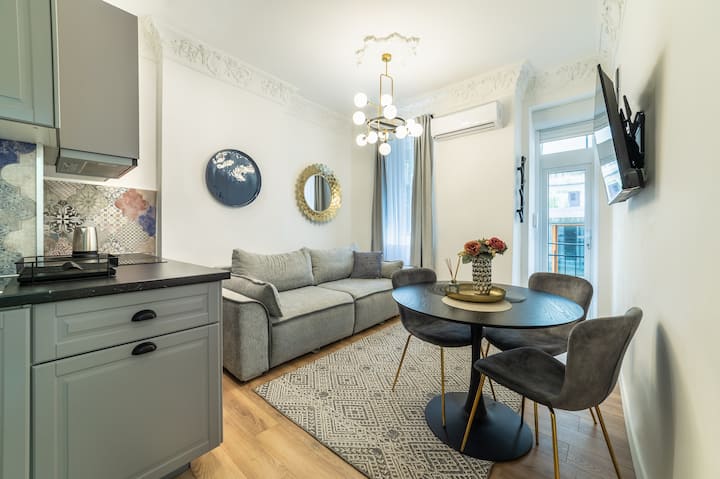 Balkanskaa•5 Min Walk•knez M-terazije• Parking/€12 - Belgrado