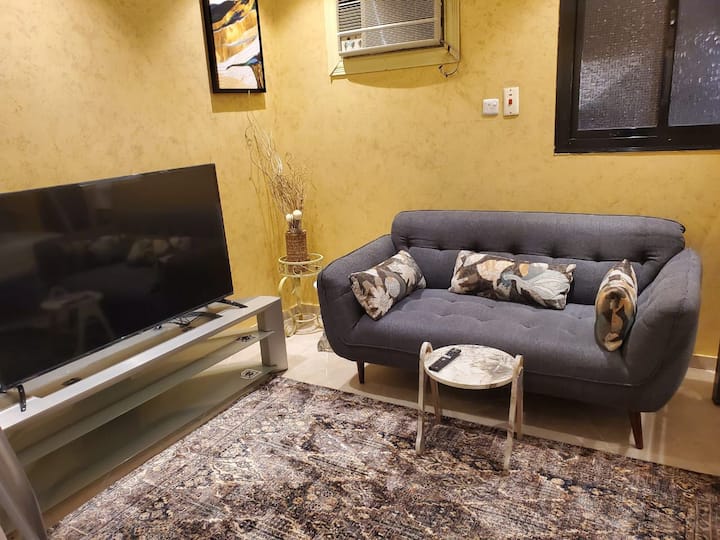 شقة لين طيبة
Leen Taibah Apartment
للعوائل فقط - Medina, Saudi Arabia