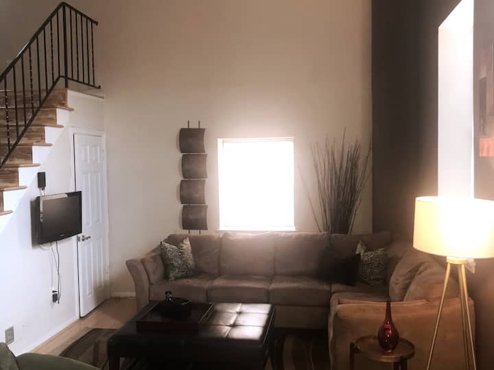 Fully Furnished Ny Style Loft Condo - Baltimore, MD