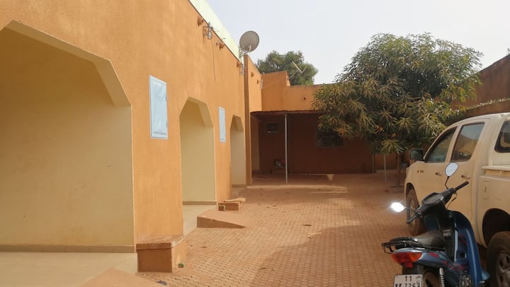 Pissy Mini Self-contained - Ouagadougou