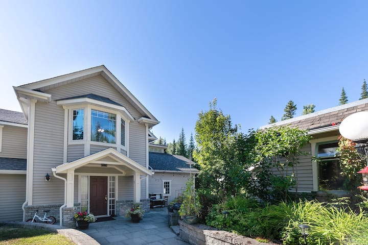 Prince George Vacation Rentals & Homes - British Columbia, Canada | Airbnb