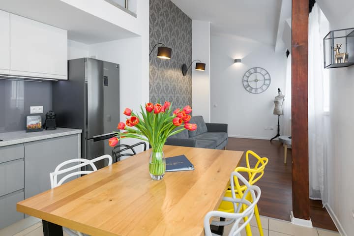 K2/10 Apartament Dwie Sypialnie I Antresola - Krakow