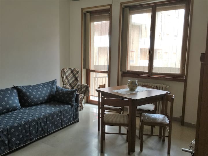 Casa Di Ely A Saronno Tra Milano E Malpensa - Saronno