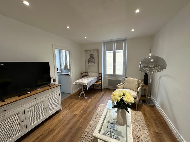 Appartement+parking - Av. De Laon - Arena - Wifi - Loivre