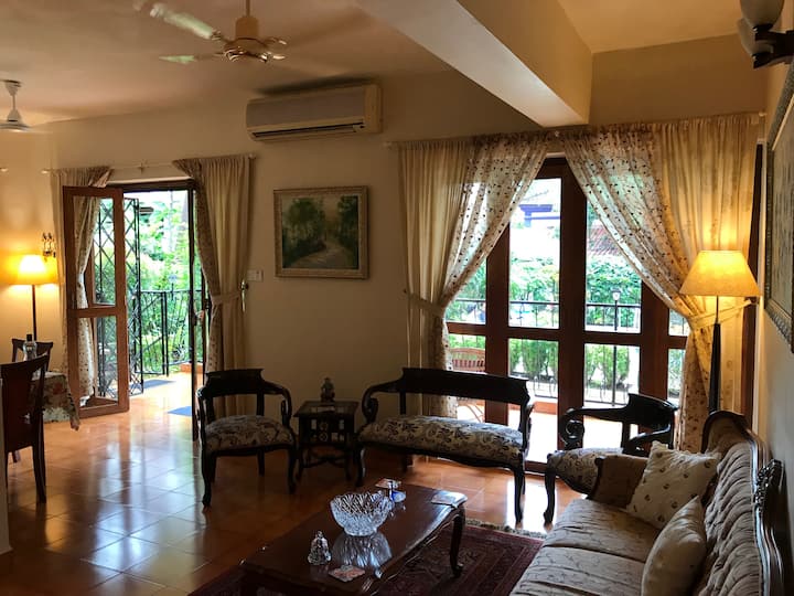 Charming Beautiful  2 Bedroom Apartment Arpora - Goa