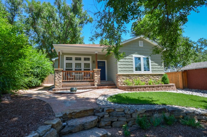 Centrally Located Craftsman House And Cottage - Colorado Springs, CO