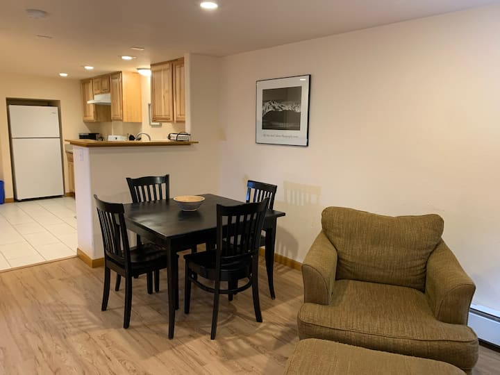 Cozy So Burlingame 2 Bdrm. Close To I-5, Ohsu, L&c - Portland, OR