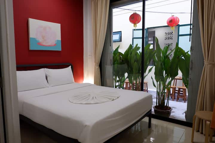 Touching Of The Real Local Stay In China Town - Bangkok