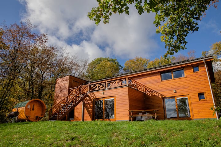 Prachtige Chalet Met Wellnessruimte In De Ardennen - Belgium