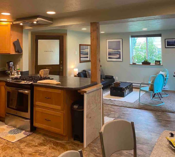 Hauser Haus- Walk Downtown Or To Carroll College - Helena