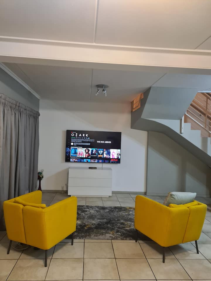 Happyness Loft - Sandton