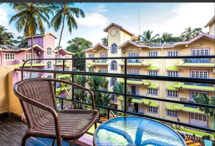 Pool View Studio Apartment Nr Arpora Night Market - Goa