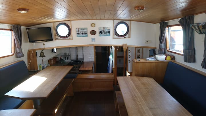 Nautisch Overnachten Op Sfeervol Schip - Pays-Bas