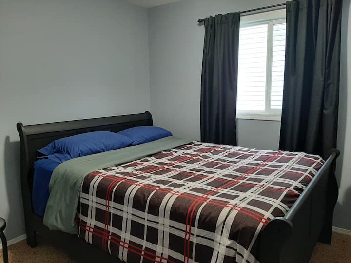 Grande Prairie Comfortable Home - Grande Prairie