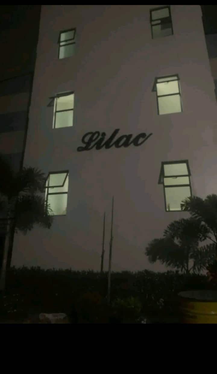 Cozy Condo 2br Unit Free Parking & Self Check-in - Bocaue