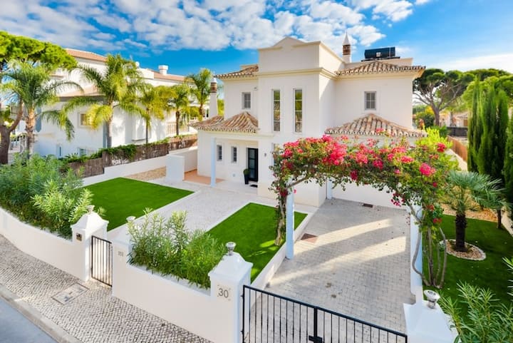 Luxury 4 Bed Villa With Pool Quinta Do Lago - Faro District
