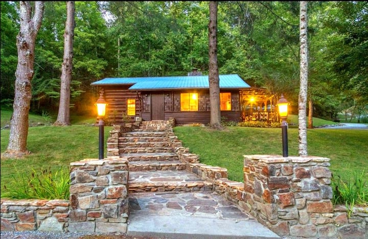 1940s Cabin On 35 Acres Hike&fish Onsite+rv Hookup - Cherokee, NC