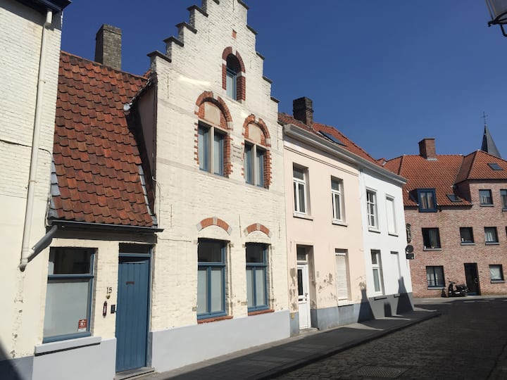 Bruges Holiday Rentals & Homes - Flanders, Belgium | Airbnb