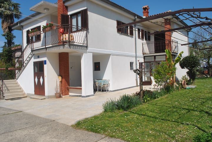 Apartment For 4-5 People Near The Beach - Vrsar