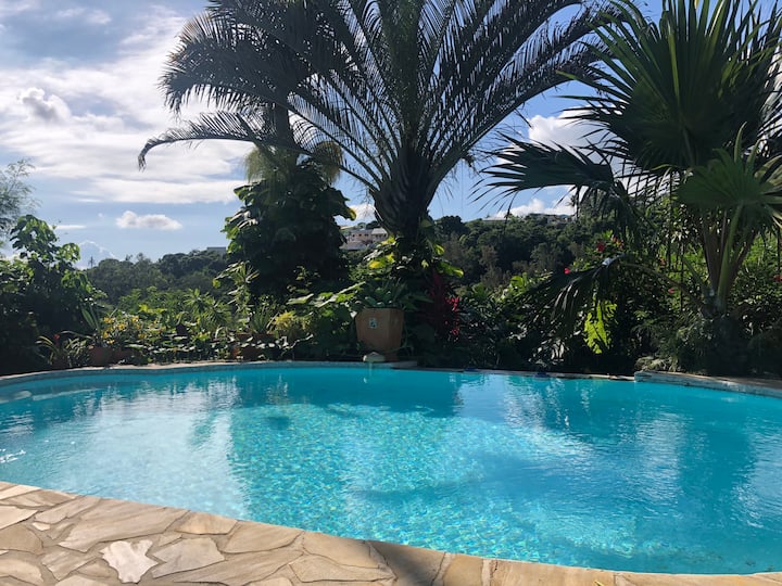 Ravissante Suite Avec Piscine - Saint-Denis, La Réunion