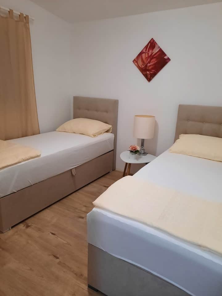 Apartman 2 Vir, 200m Od Mora - Nin