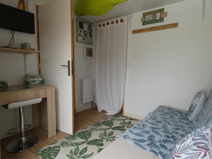 Suite Avec Espace Chambre, Salle D'eau Et Terrasse - Saint-Laurent-des-Arbres