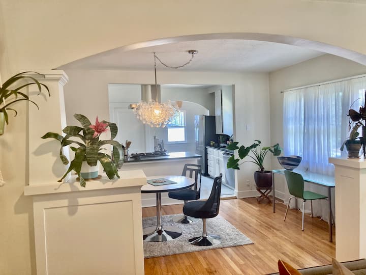 Neighborhood Gem! Entire Place -Stylish Platt Park - Denver, CO