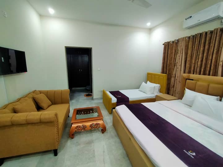 Peridot Cottage 1 
Guest House - Islamabad