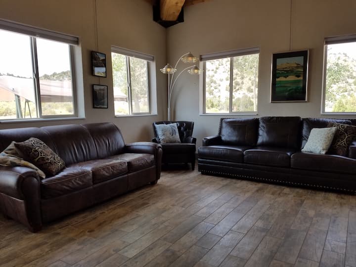 Rancher Retreat Apt A - Escalante, UT