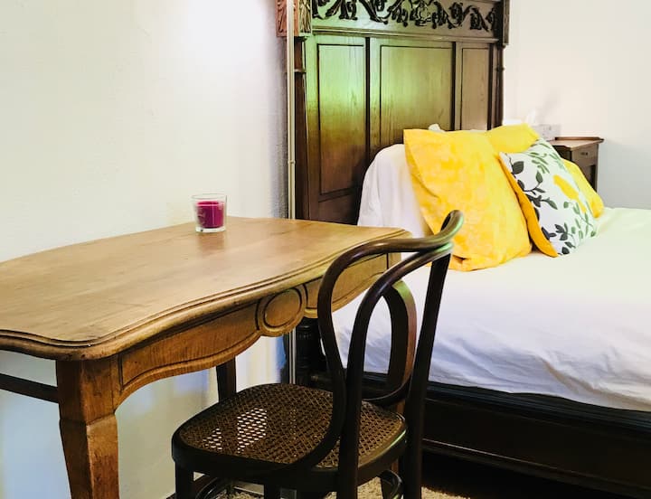 Charming Studio In Classic French Farmhouse. - Saint-Genis-Pouilly