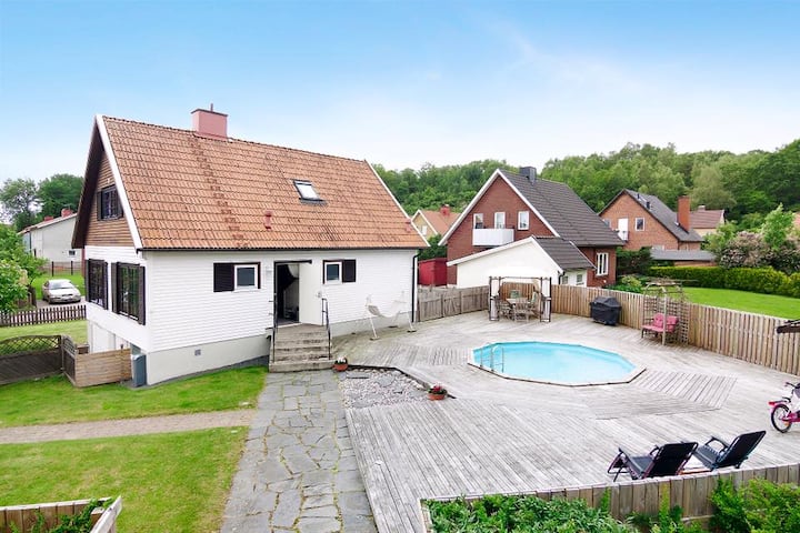 Villa With Pool Close To Gothenburg - Gothenburg