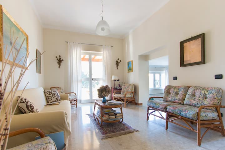 Villetta Angela: Villa Con Giardino - Massa