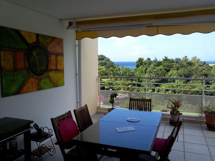 Appartement F3 En Résidence, Vue Mer, Très Calme - Martinique