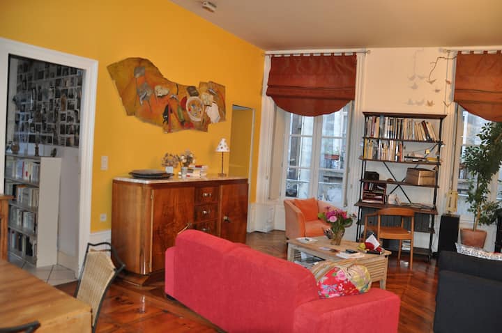 Chambre Dans Appartement Ancien De Caractère - Clermont-Ferrand