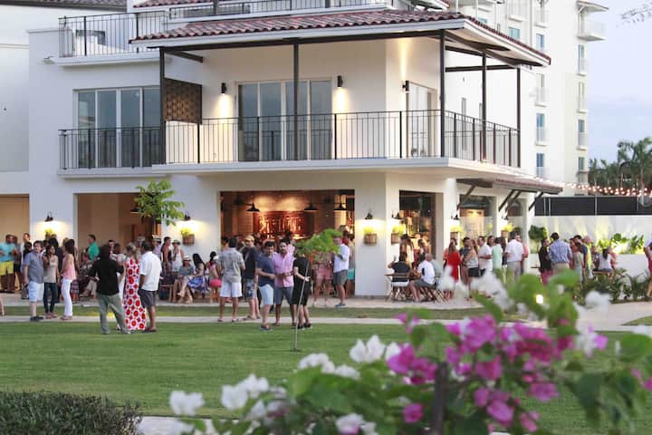 Apartamento Con Piscina Contiguo Al Beach Club - 