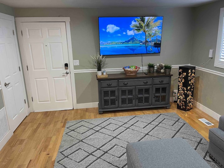 Lovely Quiet 2 Bedroom Rental With Free Parking. - Salt Lake City, UT