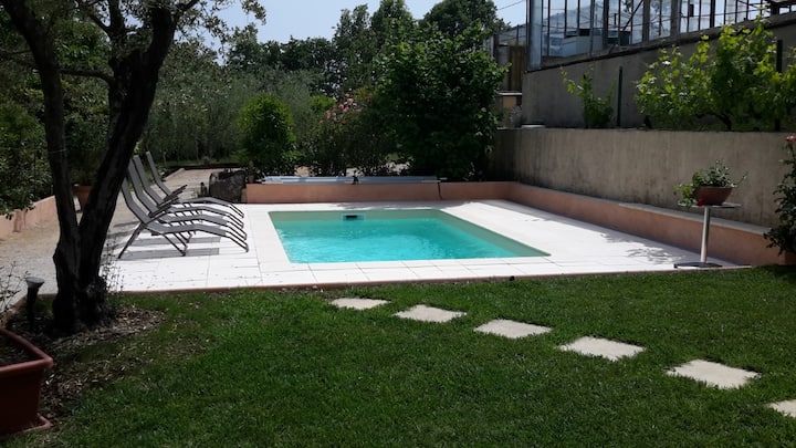Grasse, Capitale Des Parfums - IBIS Cannes Mouans Sartoux parking gratuit