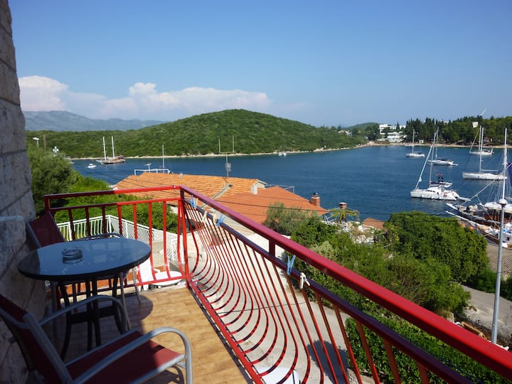 Bayview Apartment - Curzola