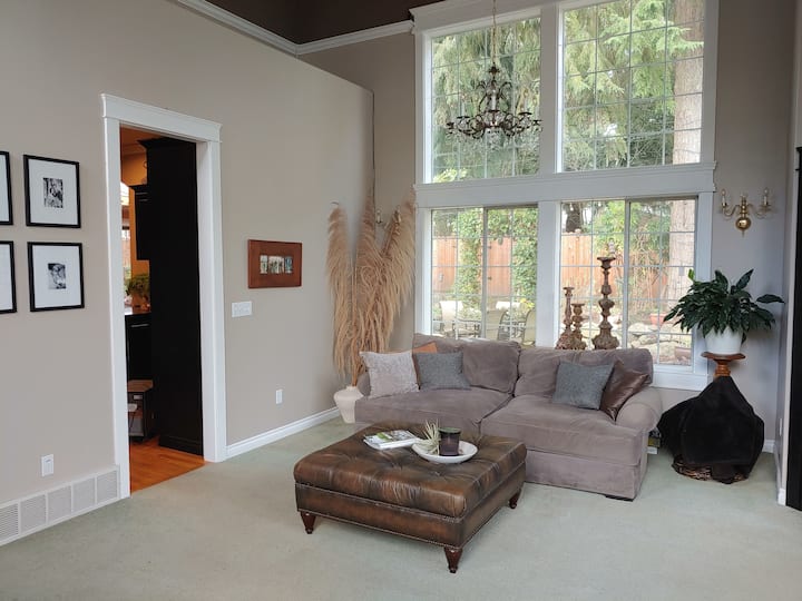 Private Room Rental - Everett, WA