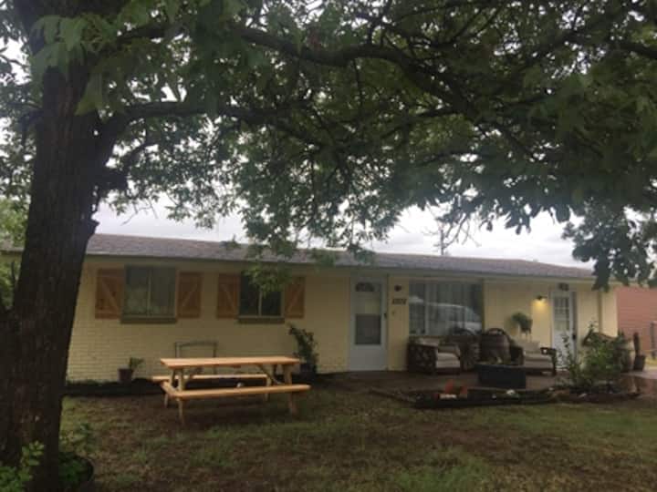 3 Bedroom Home Comfortable - Lawton, OK