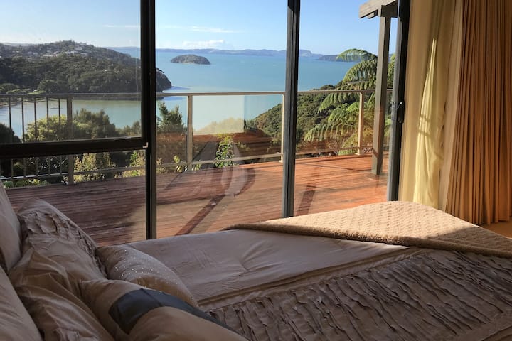 Private Bay Of Islands Home With A View - Russell