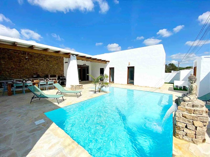 Galdana - San Fernando, Spain