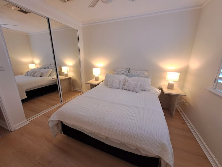 Peaceful Home In Joondalup - Iluka