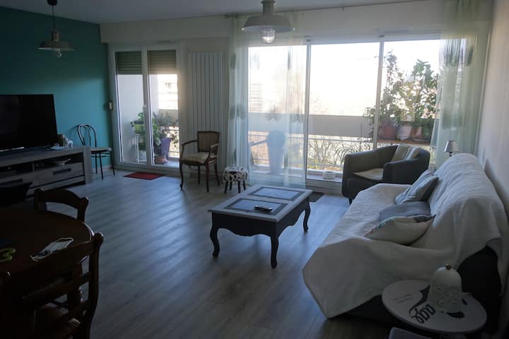 Bordeaux Sans Soucis: T3 90m2+parking+wifi+tram - Sainte-Eulalie