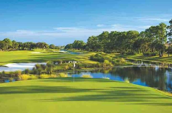 "Venture Vista" @ Pga Villa Ii, One Bedroom - 聖露西港