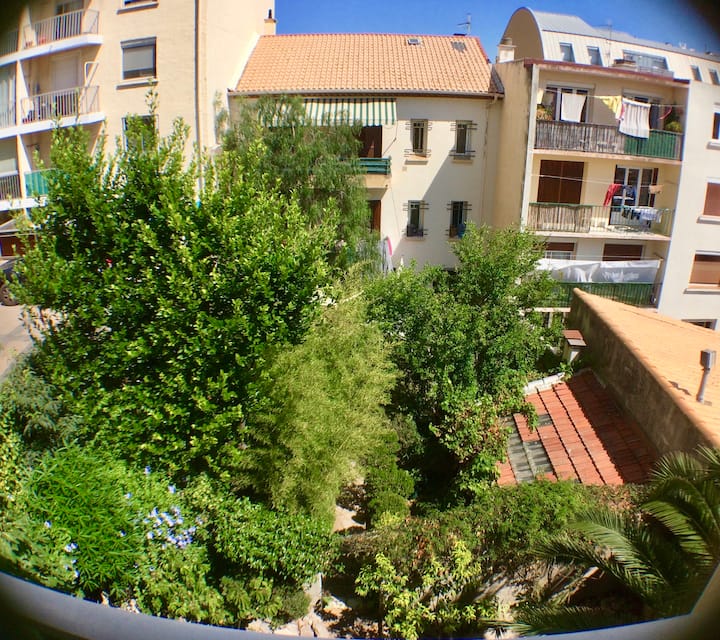 Sète Centre Calme Avec Vue Sur Jardin Verdoyant - Sète