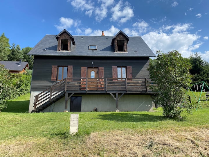 Chalet 16 Personnes Avec Cheminée Et 5 Chambres - Mont-Dore