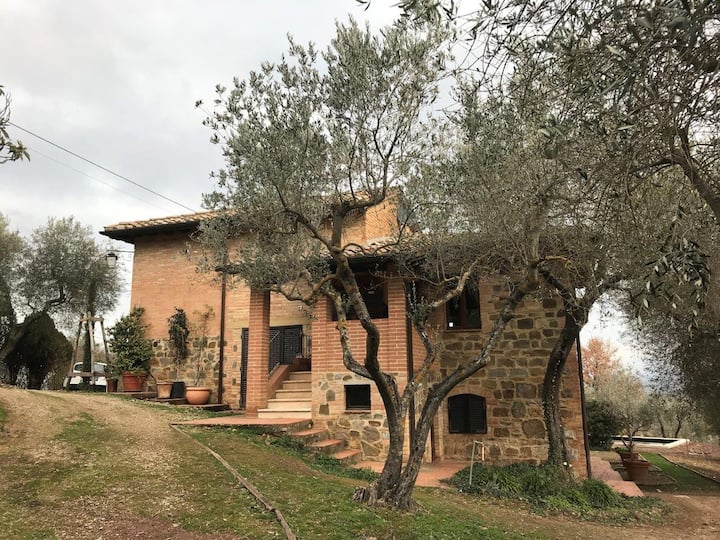 Casale Terralsole - Appartment 2 (Upstairs) - Montalcino