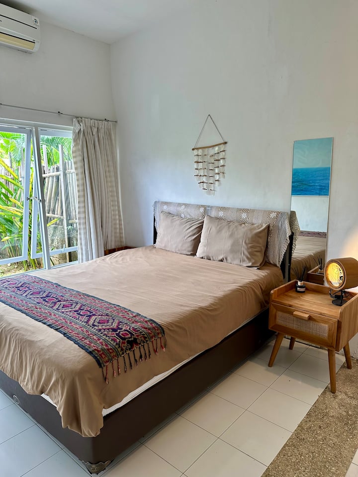 Spacious Apartment • With Kitchen & Living Room - Canggu